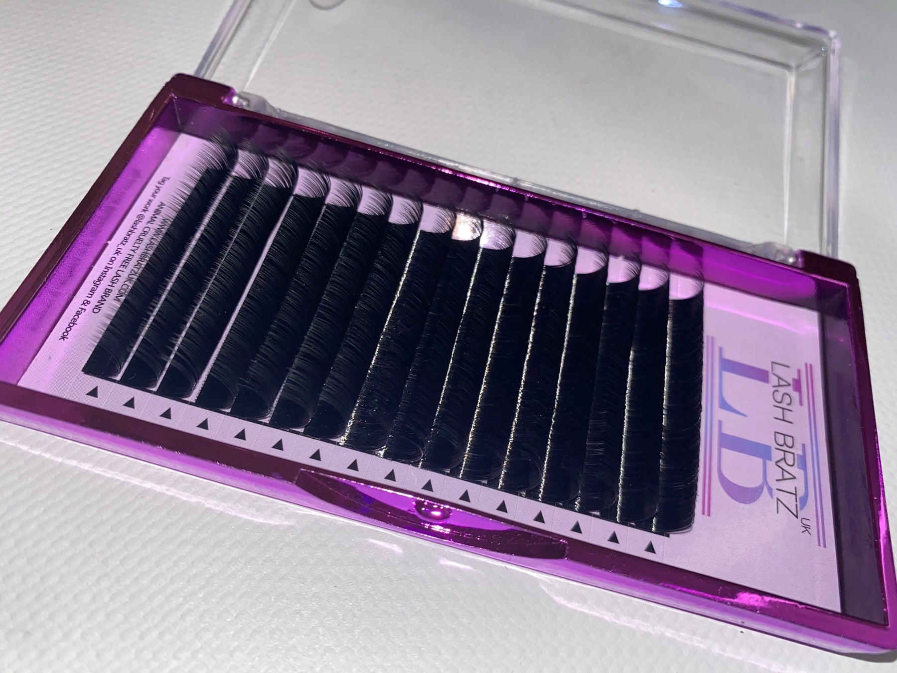 FLAT LASHES – Lash Bratz Uk